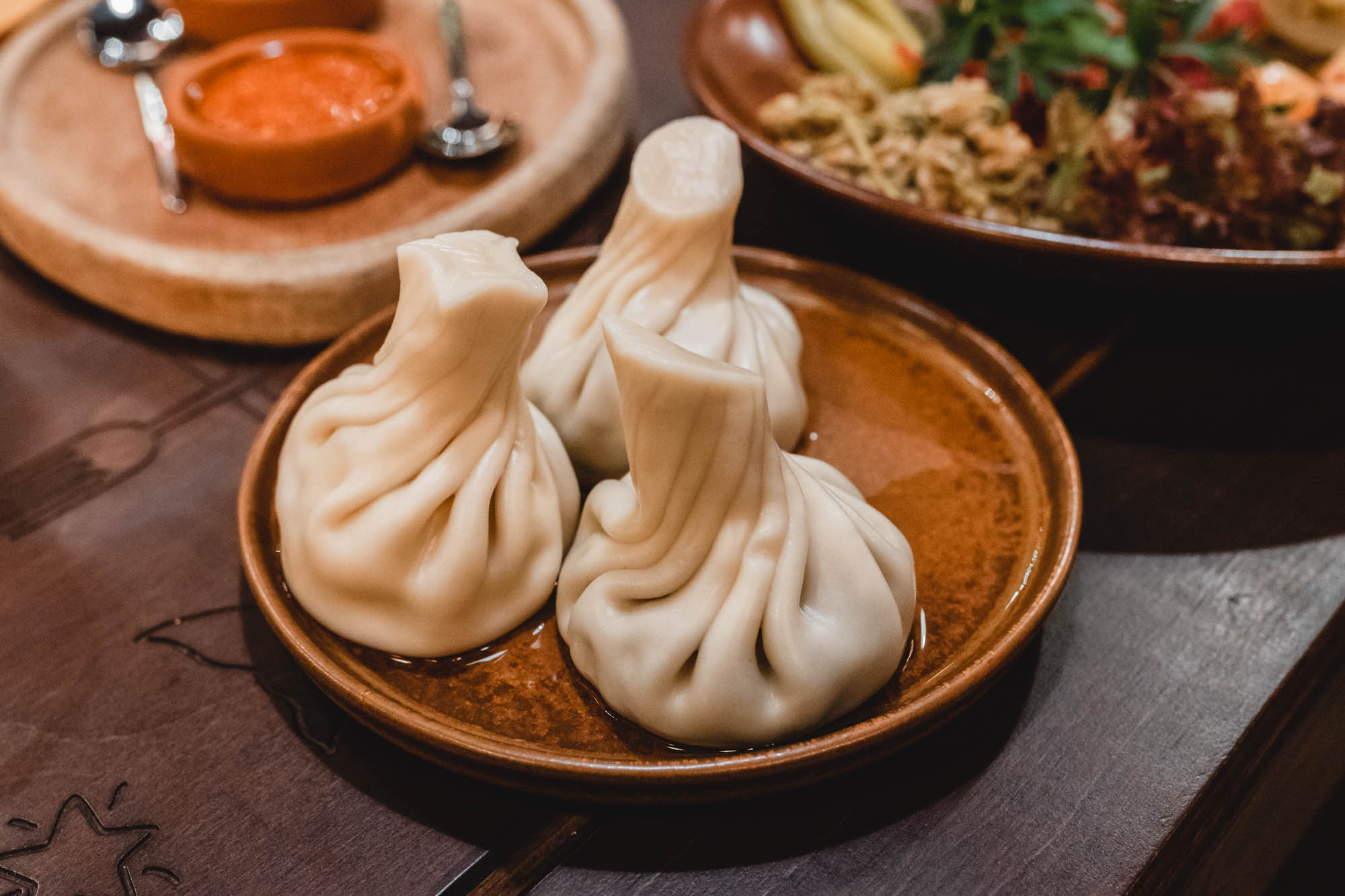 Gehe georgisch essen im Pkhali-Khinkali | Reisevergnügen