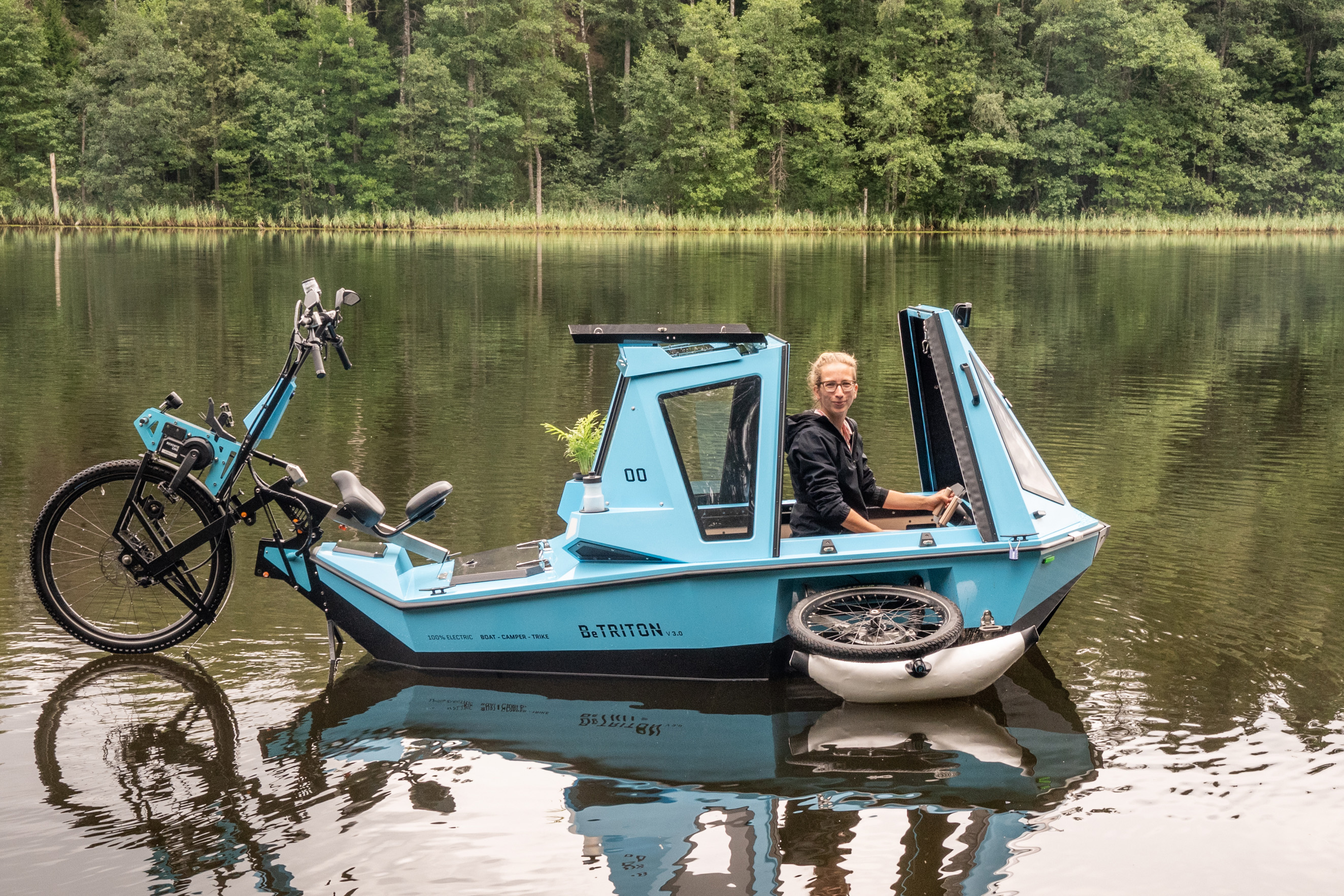 Probiere das Amphibienfahrzeug von BeTrion in Lettland aus | Reisevergnügen