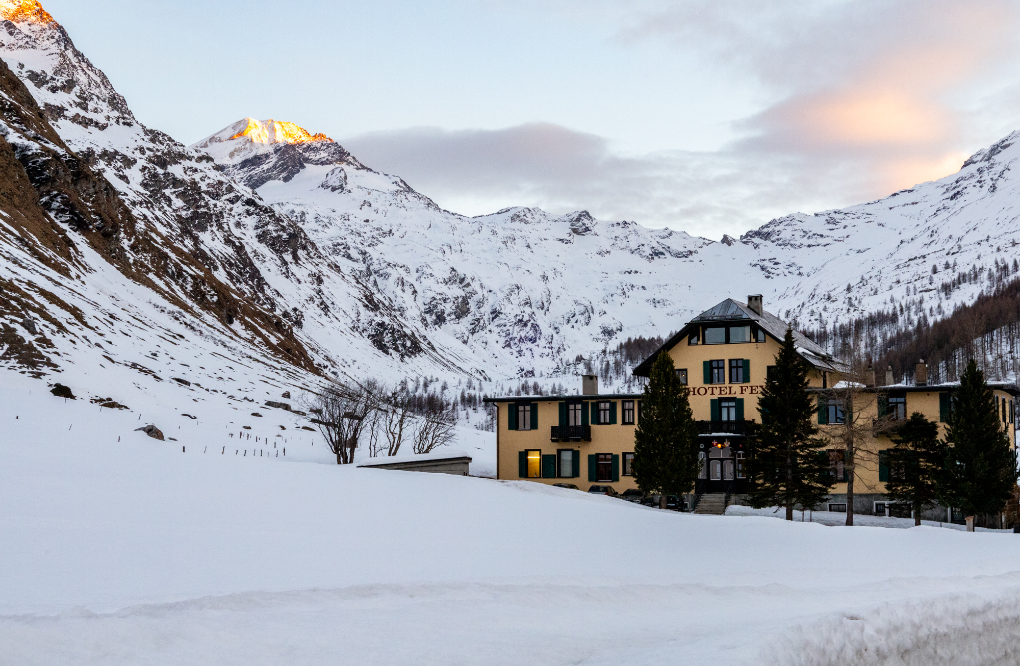 Übernachte mit Blick auf die Berge im Hotel Fex | Reisevergnügen